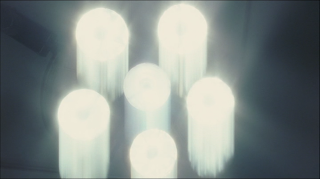 Rebnatdanclo Media Blog: 'Orphan' Opening Deconstruction