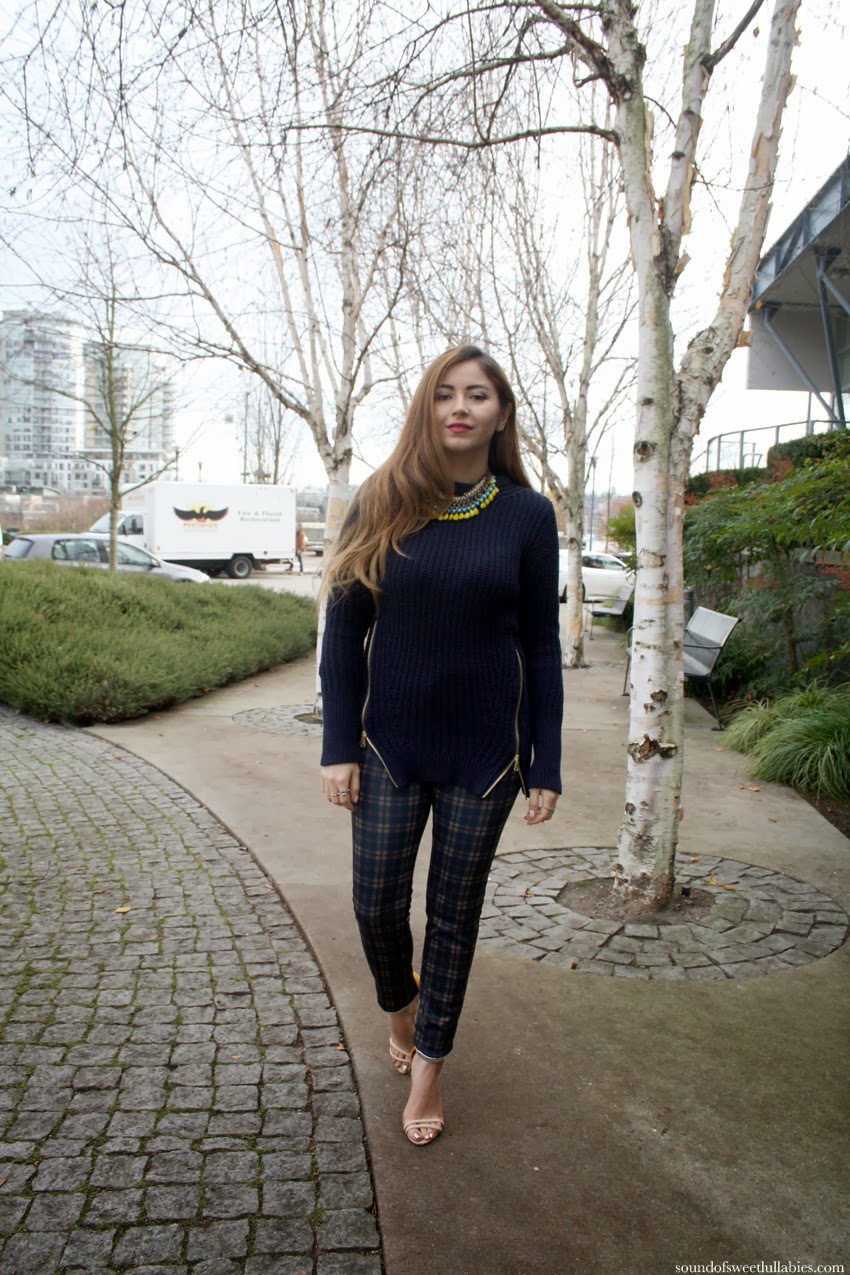 Side Zipper Sweater | Sound of Sweet Lullabies