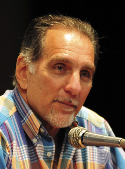 Asociación de Cubanos Residentes en Andalucía "Tocororo": René González ...