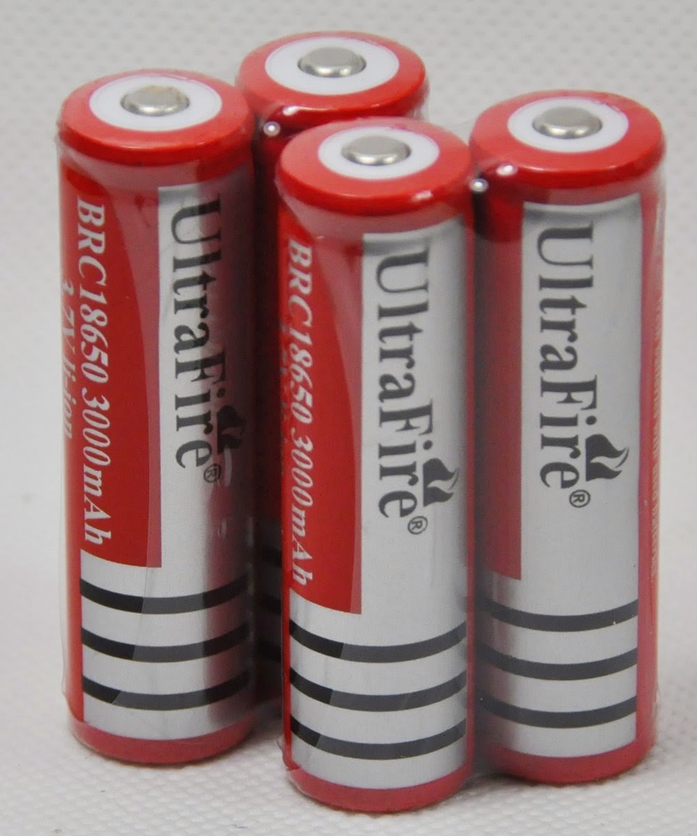 Rechargeable Battery/ Baterai Isi Ulang UltraFire 18650 | Pusat Lampu
