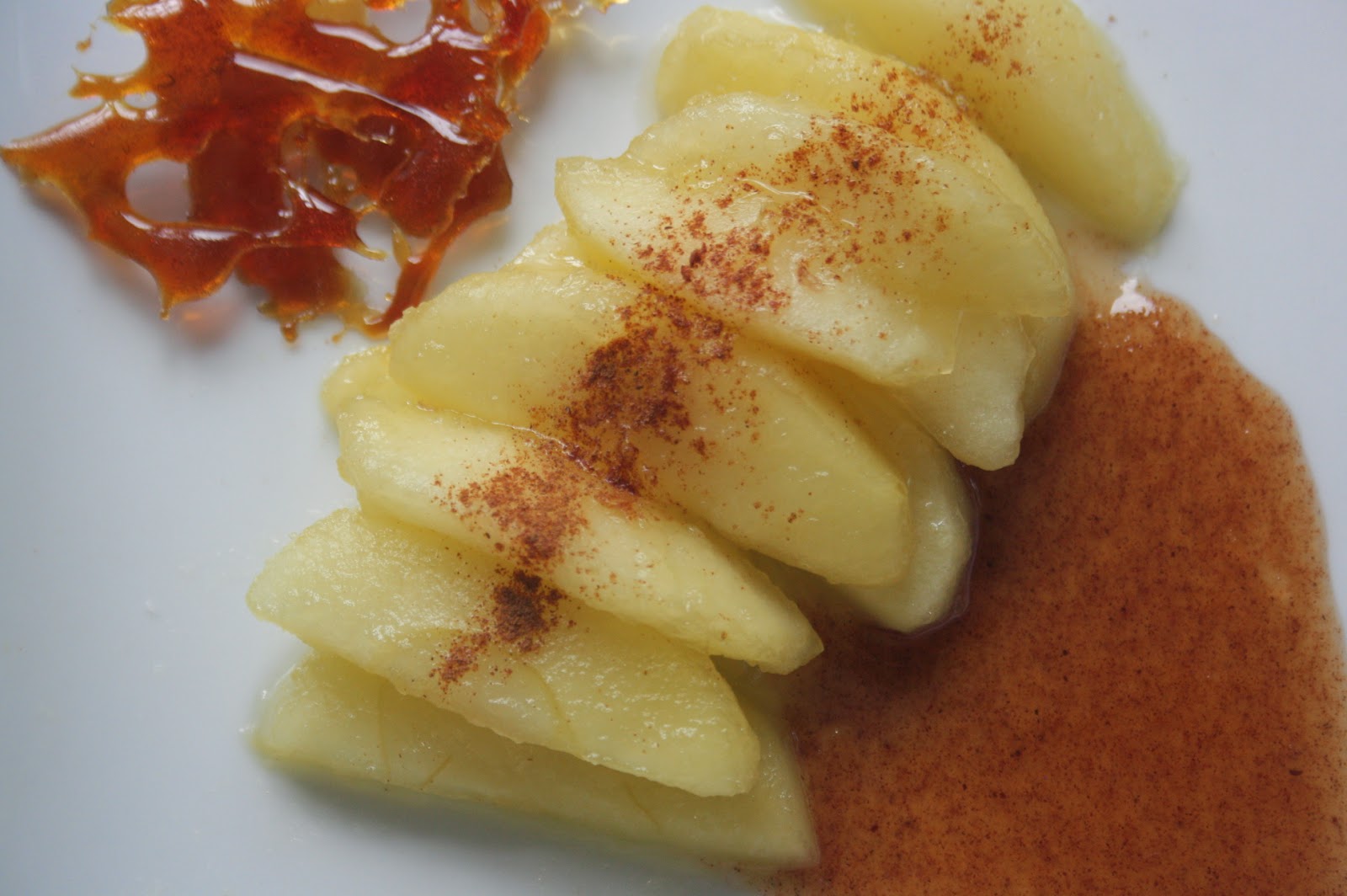 Quixotic: Poached apple with toffee lattice