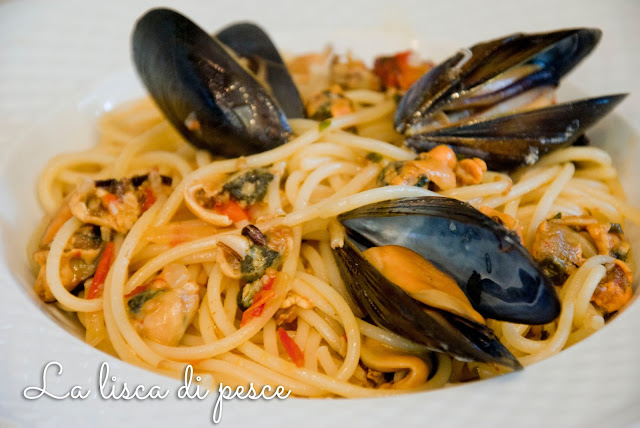 La lisca di pesce: Spaghetti con i moscioli
