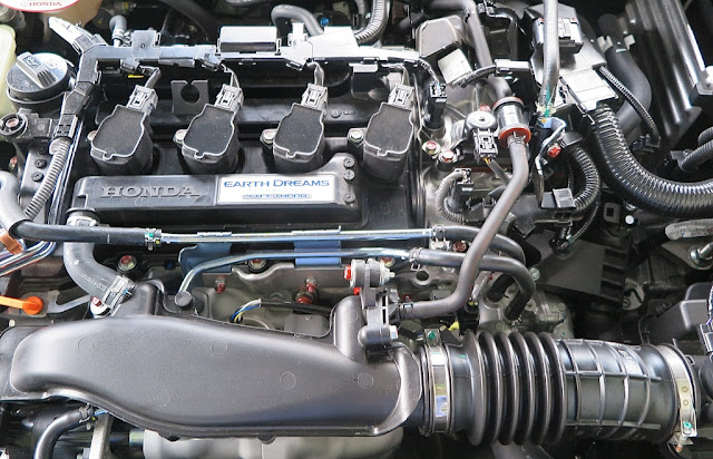 drivingandlife: HONDA CIVIC RS - THE BADGE DOESN'T DELIVER