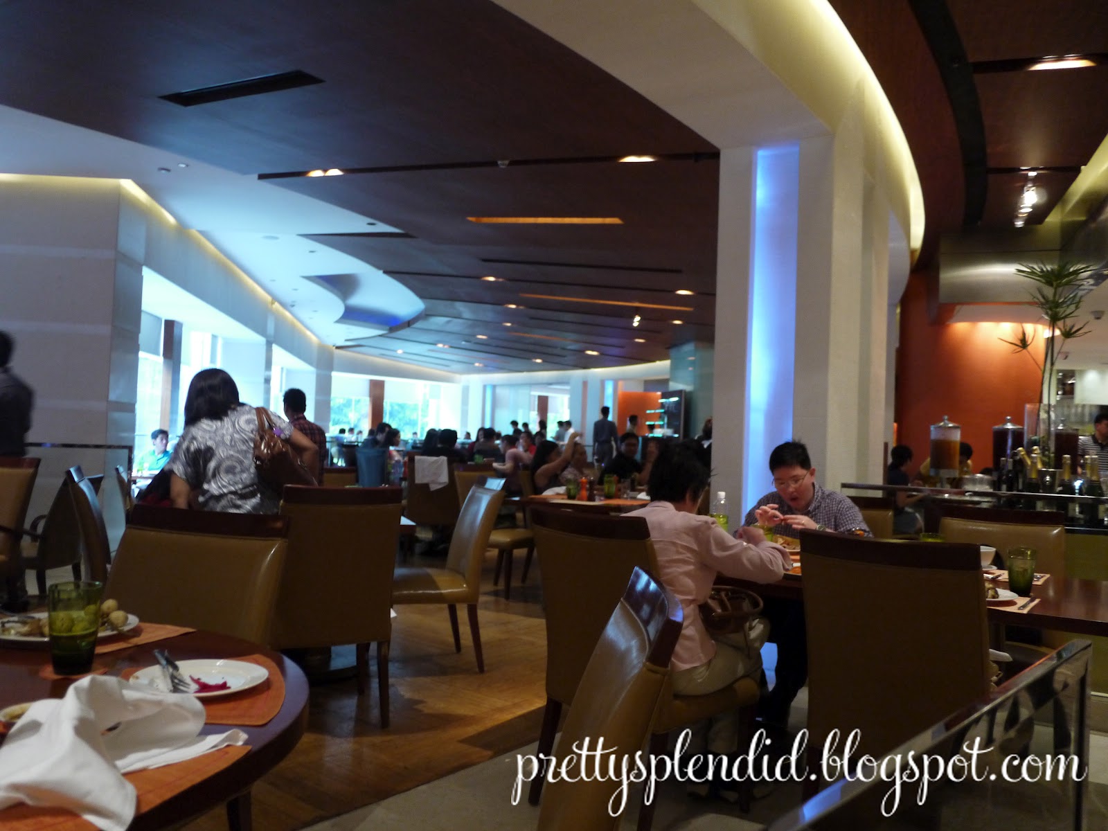 pretty splendid: Circles Buffet, Shangri-la Makati