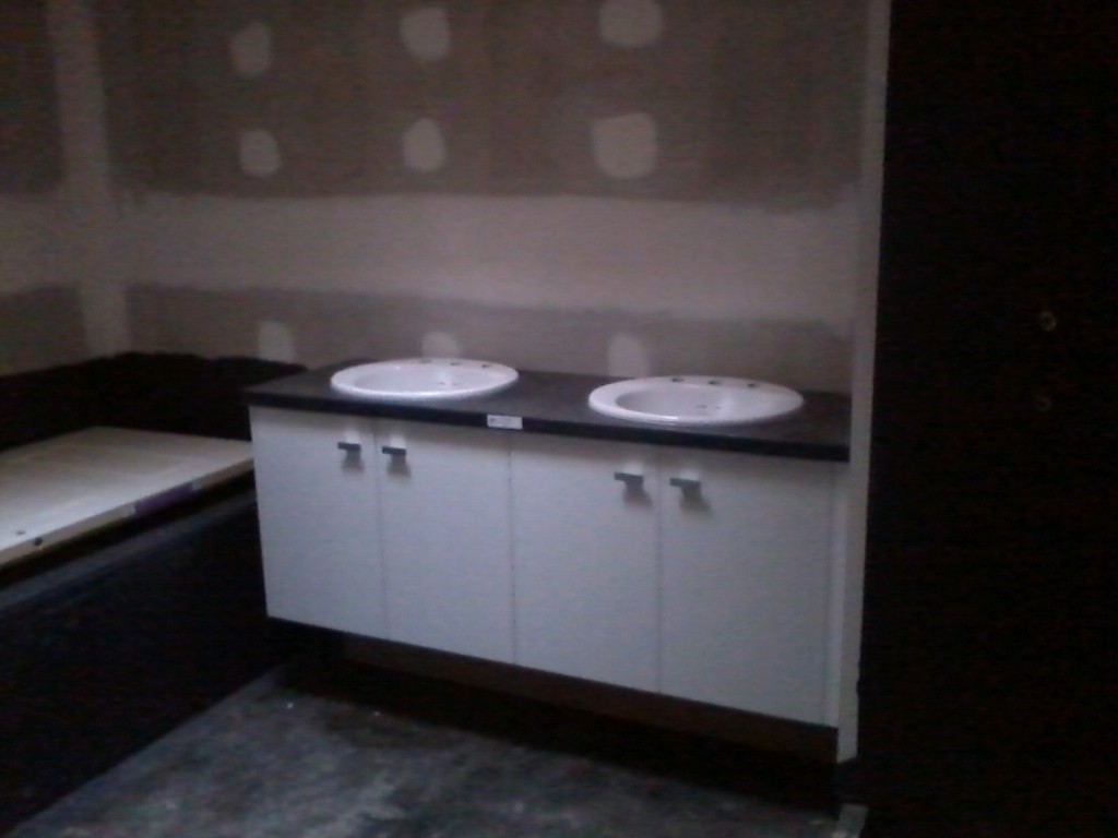 Chris & Sharon Mizzi: Gregory Hills is taking shape