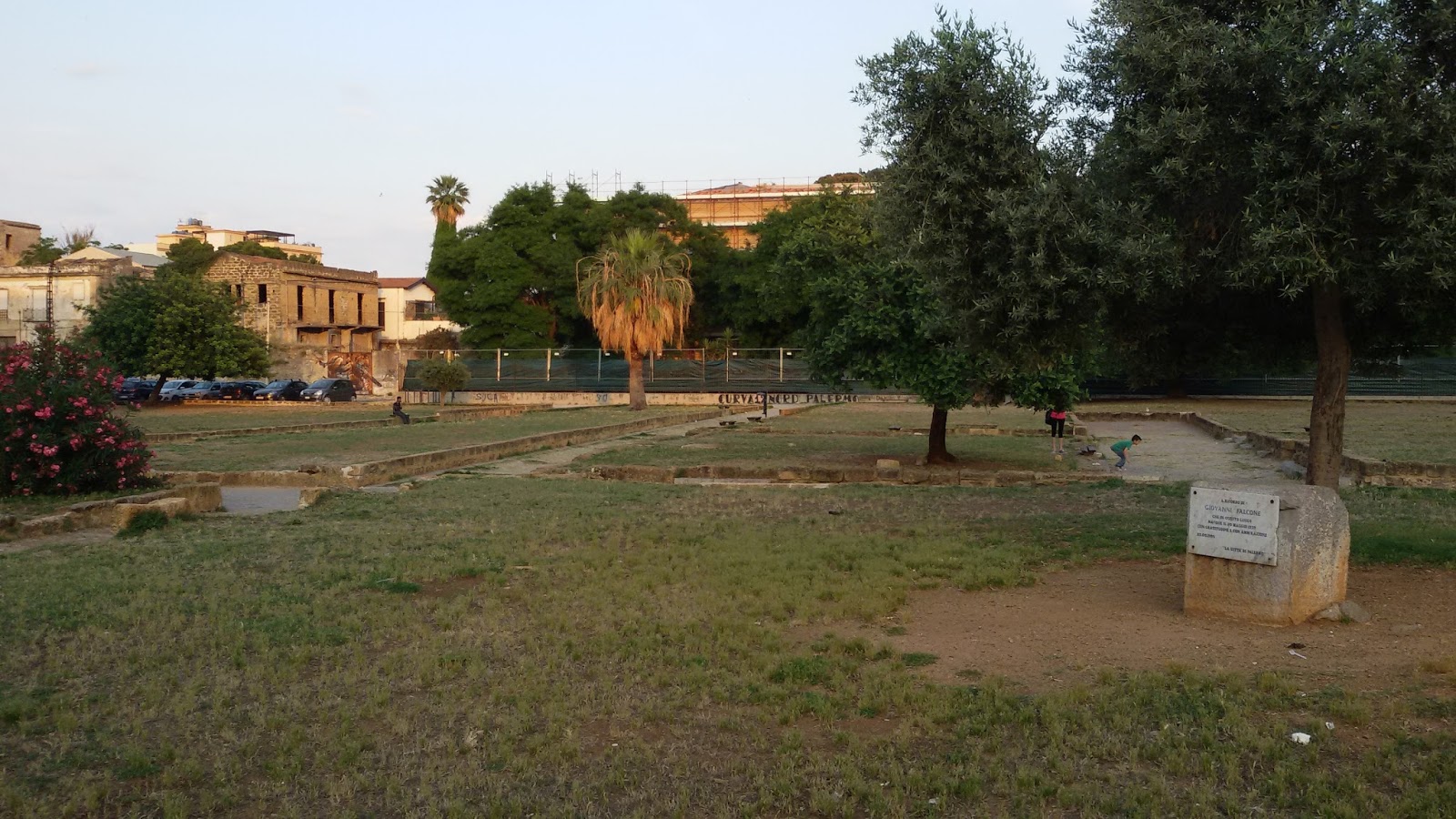 Reportage On Way: Piazza Magione - Palermo