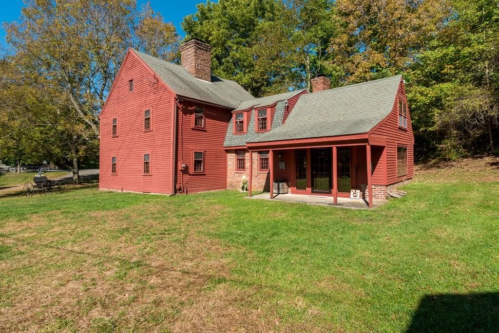 Sweet House Dreams: 1704 Saltbox Colonial in Durham, Connecticut