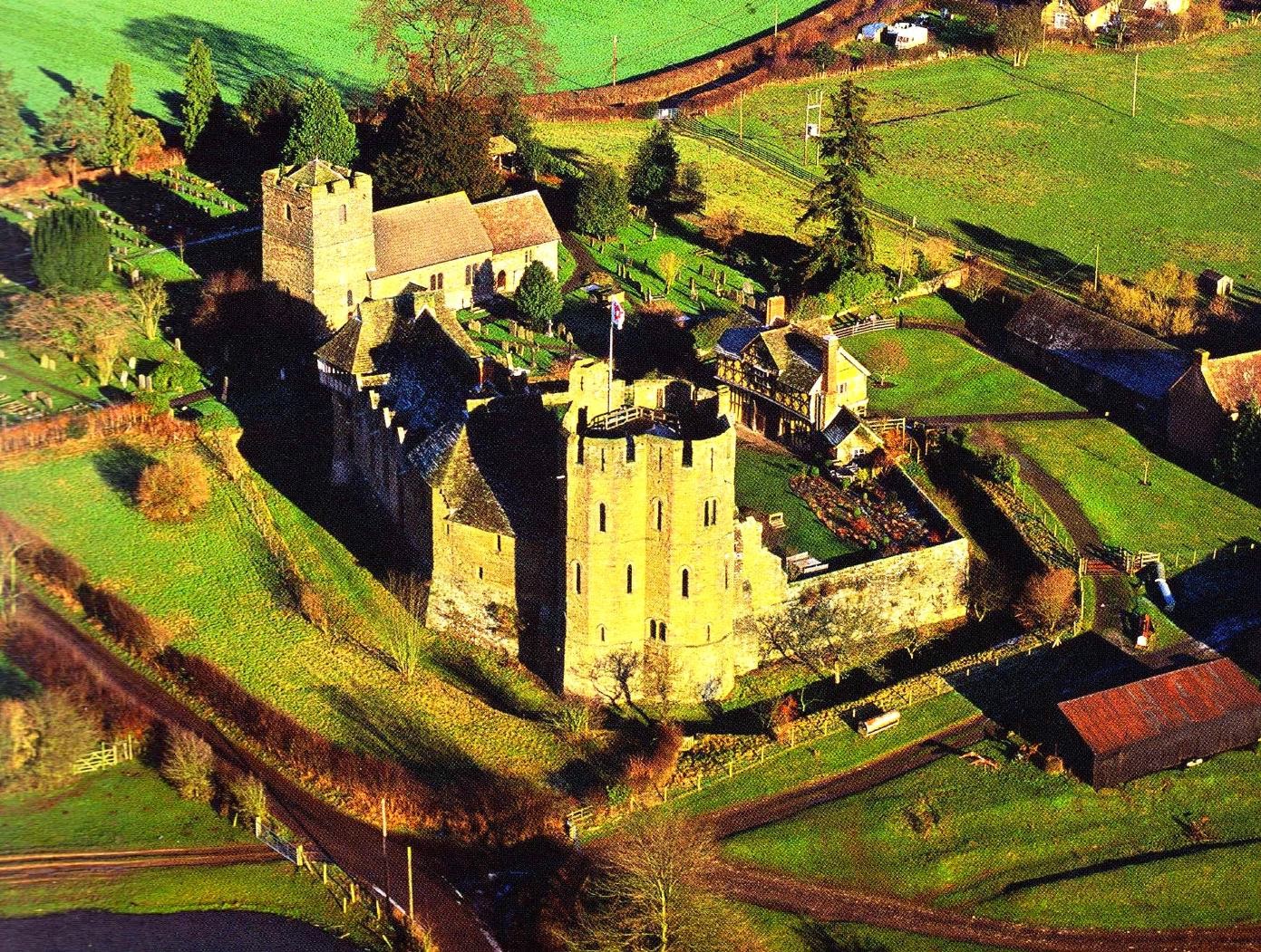 Eras Gone: Stokesay Castle - To Protect Against the Marauding Welsh