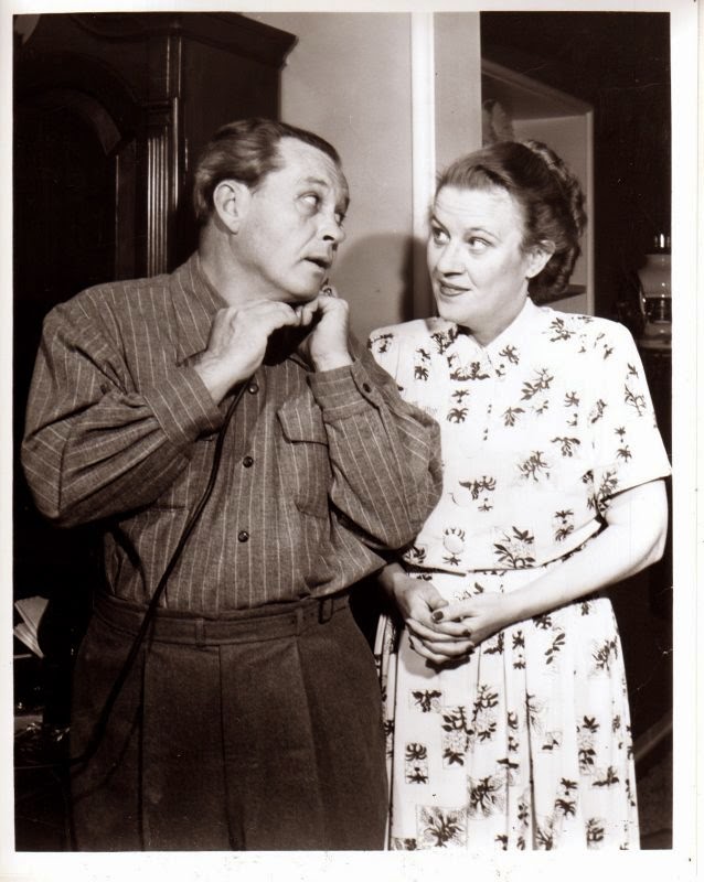 Tralfaz: What Made Fibber and Molly