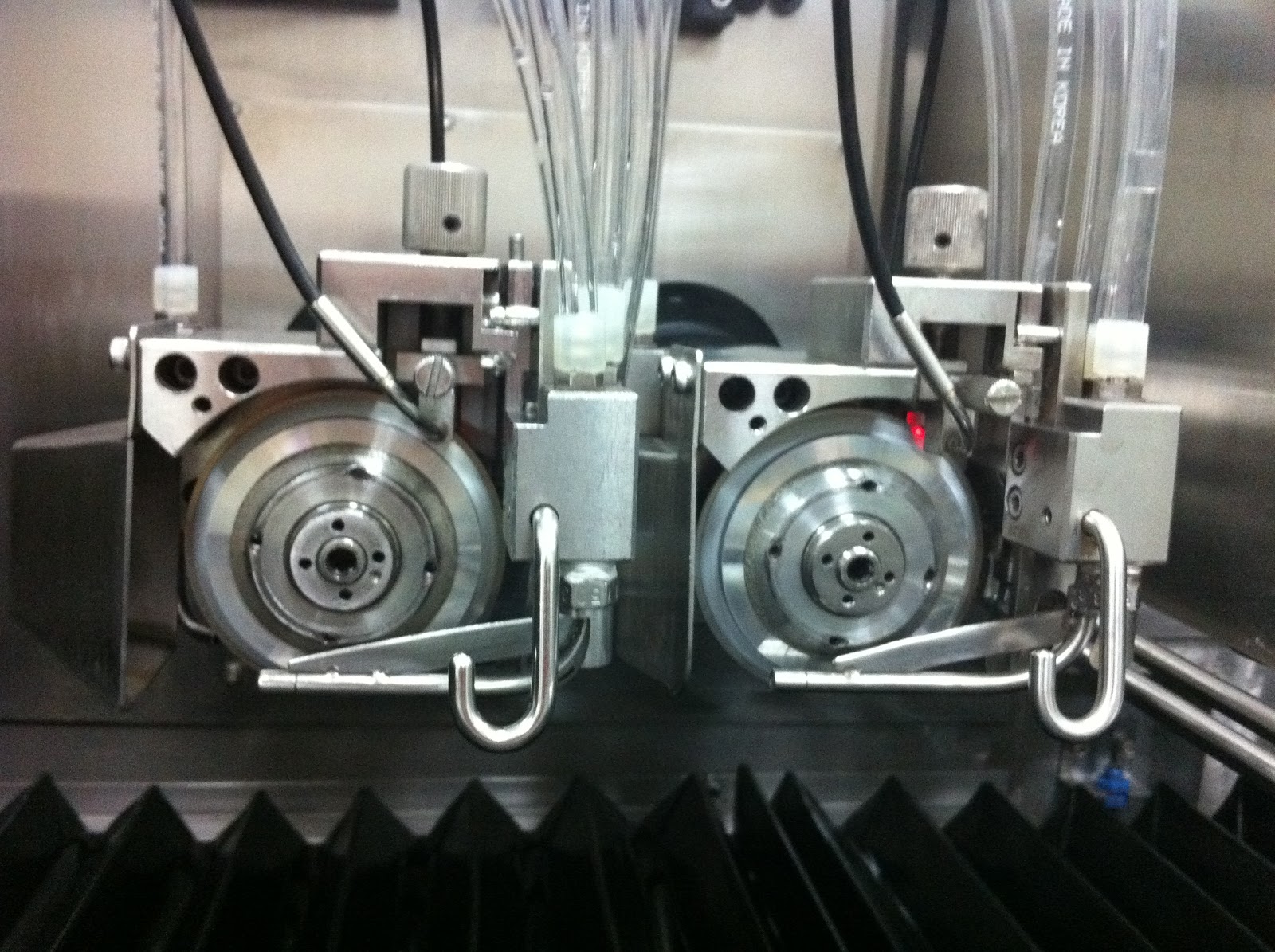 DISCO DICING SAW: Disco Dicing Saw -DFD651(HM1160)