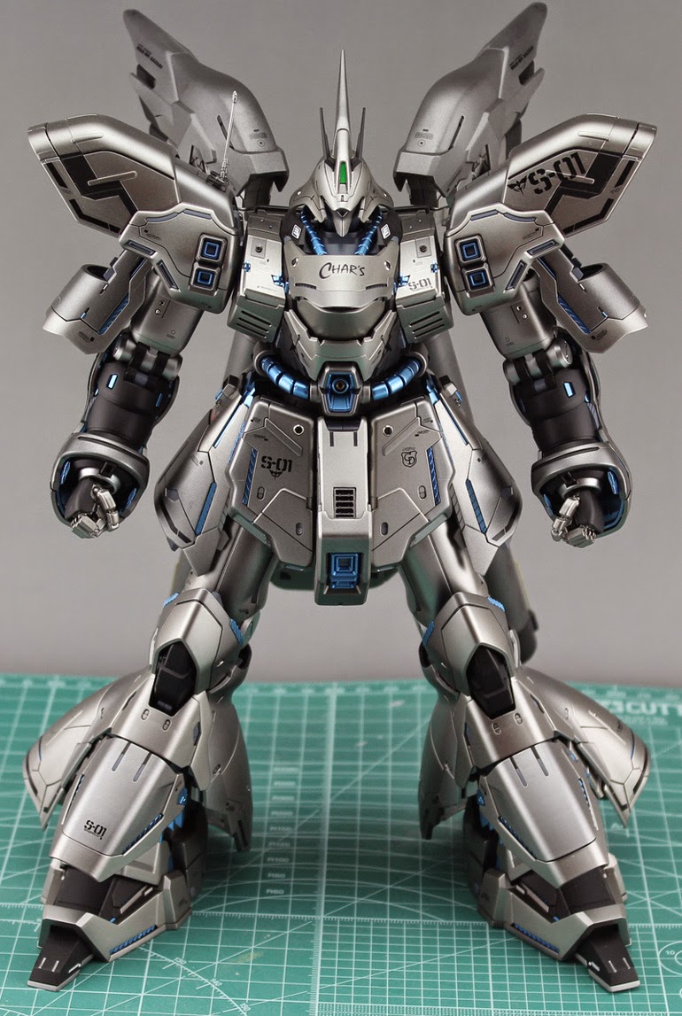 MG 1/100 Sazabi "Silver Color Scheme" Painted Build