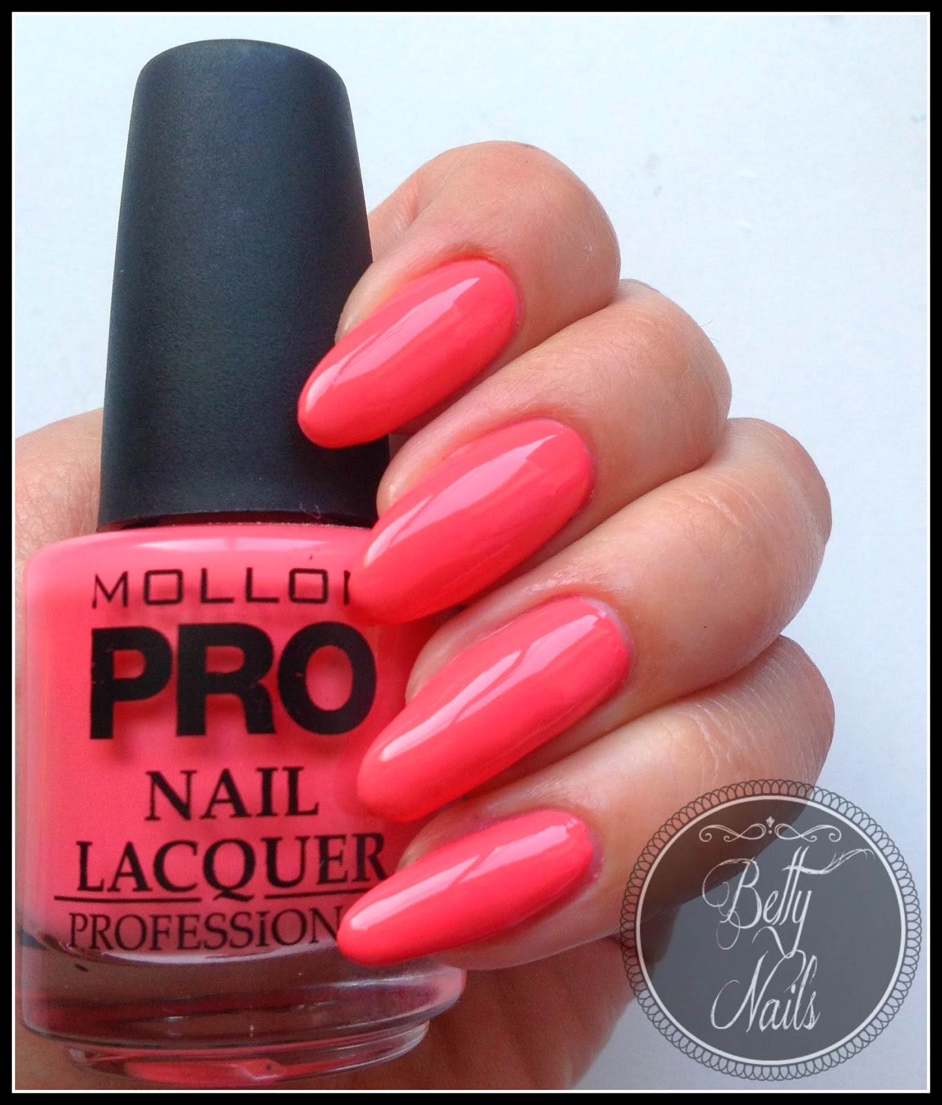 Betty Nails: Mollon Pro | Orange - Escada - Neomagic - Lounge