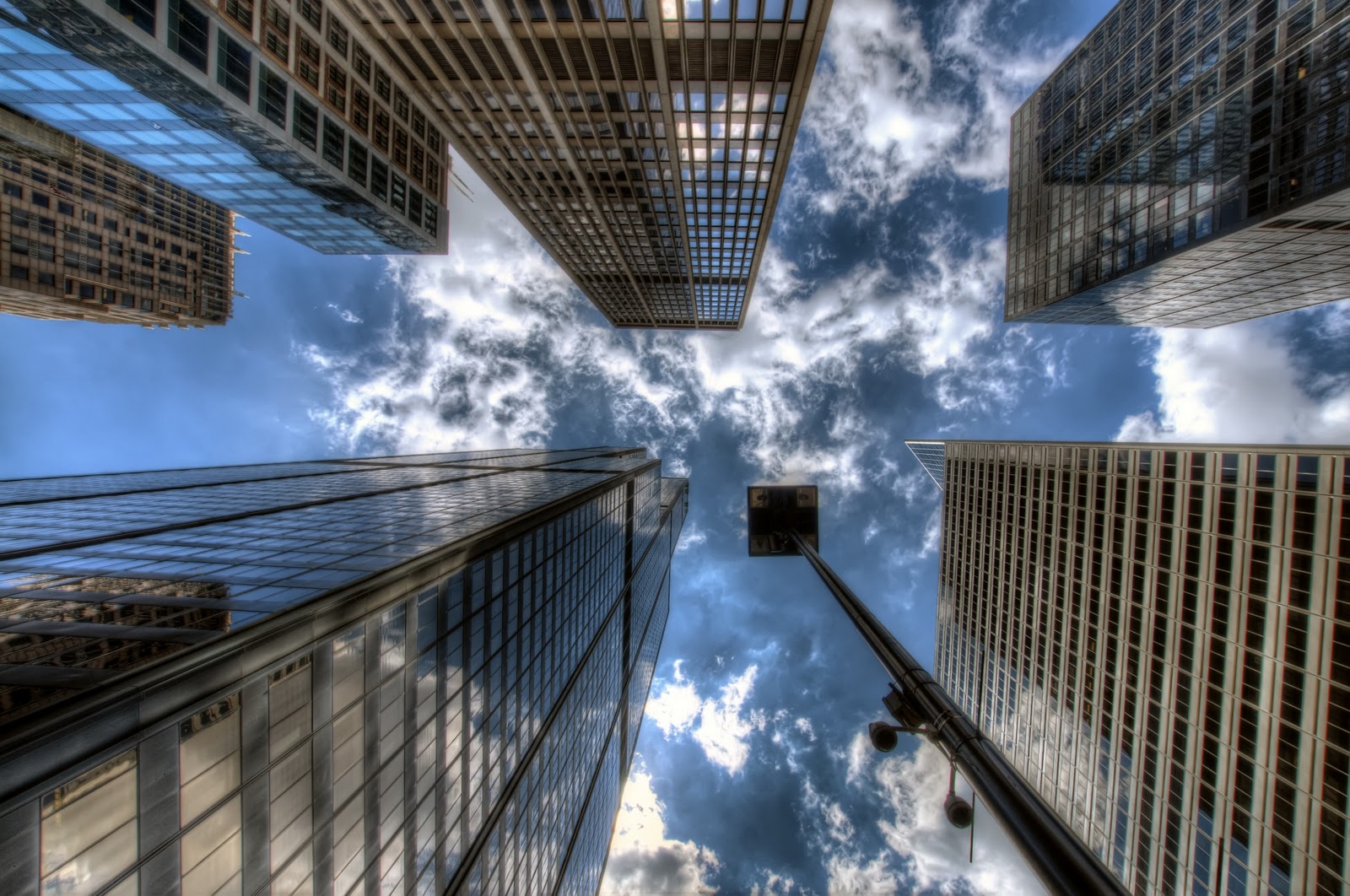 Fondo pantalla perspectiva edificios