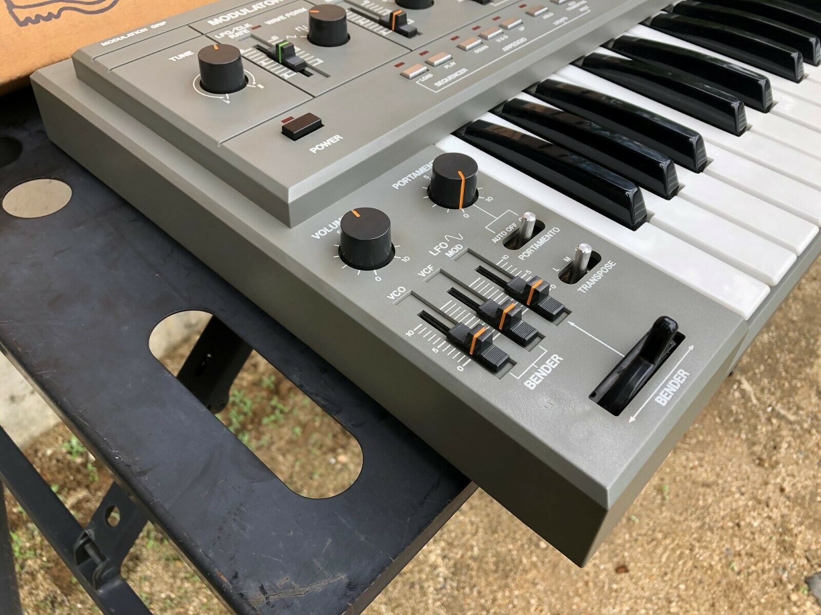 MATRIXSYNTH: Roland SH-101 w/ Original Box