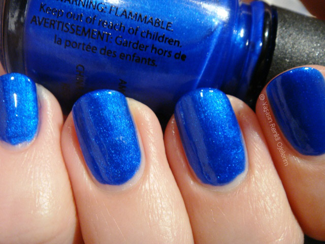 Yasasın Renkli Ojelerim!: China Glaze Frostbite