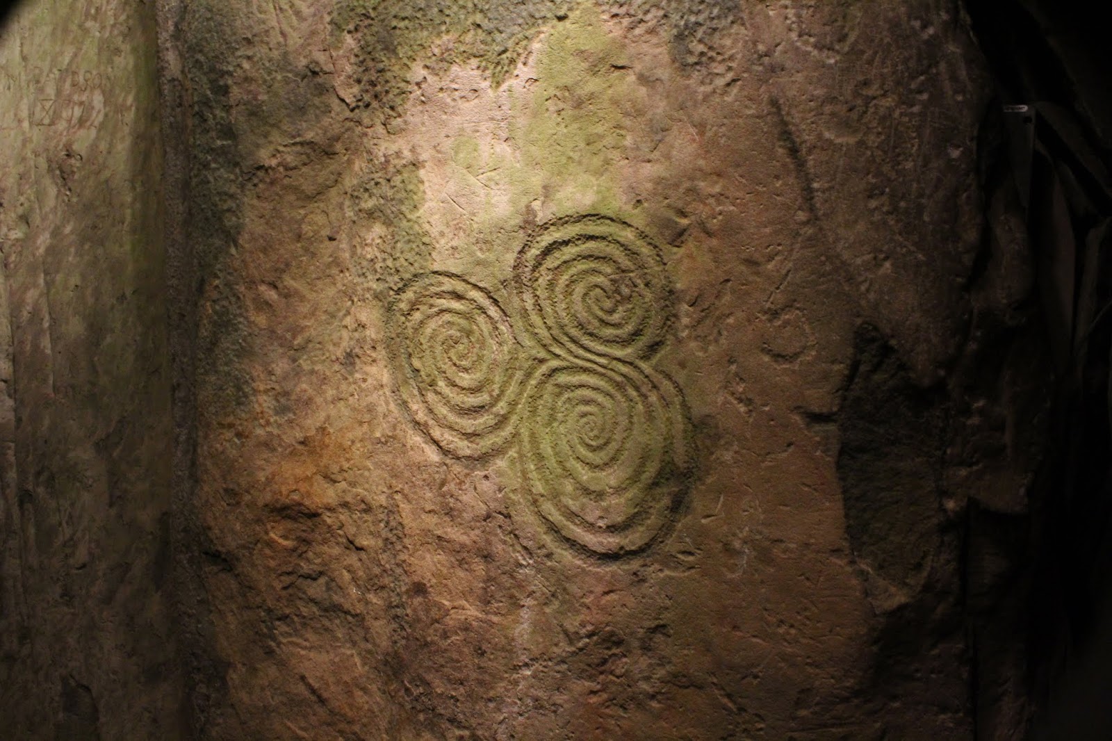 Alternate Road: Sí an Bhrú (Newgrange)
