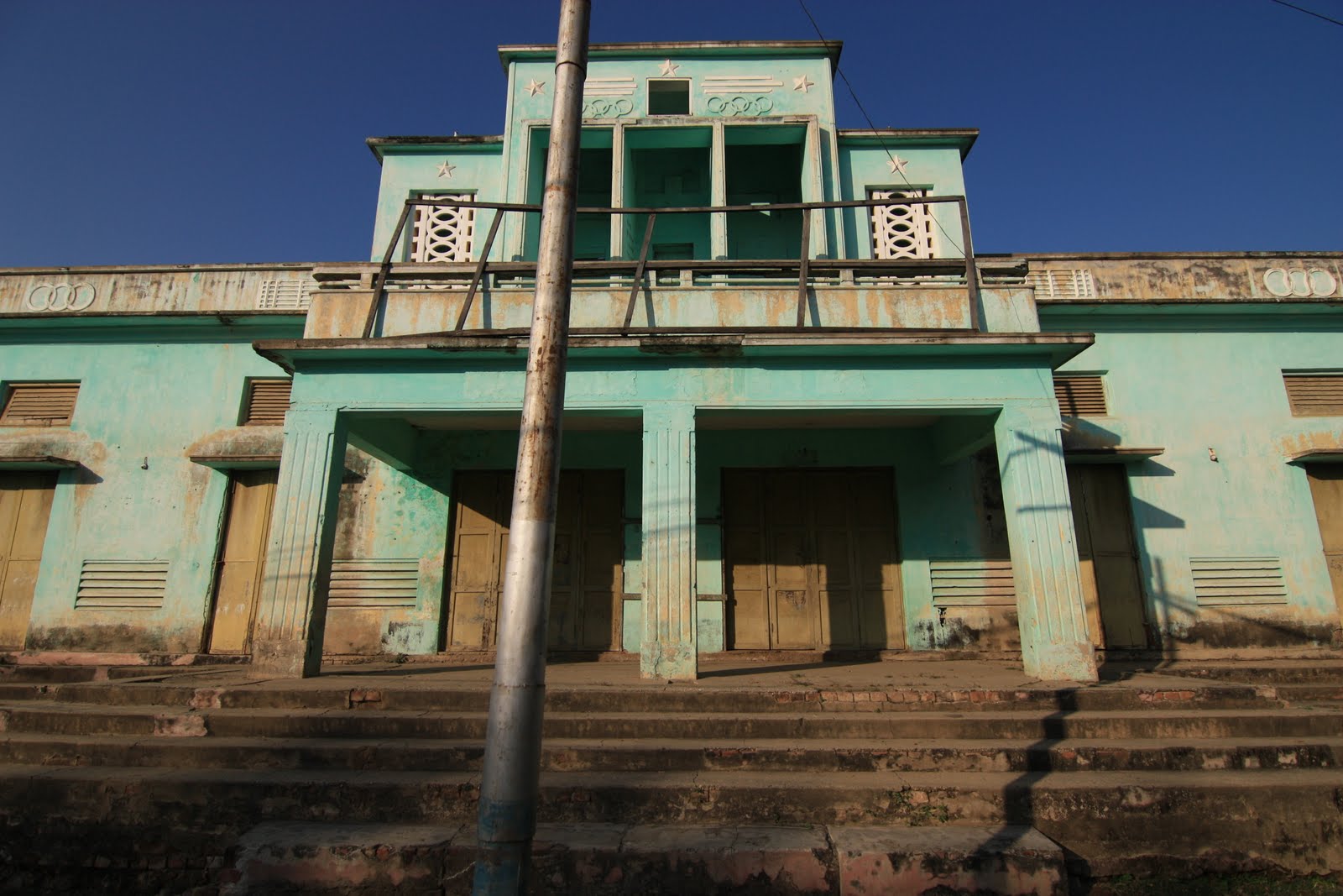 The Southeast Asia Movie Theater Project: The Hla Thiri Cinema - Minbu ...