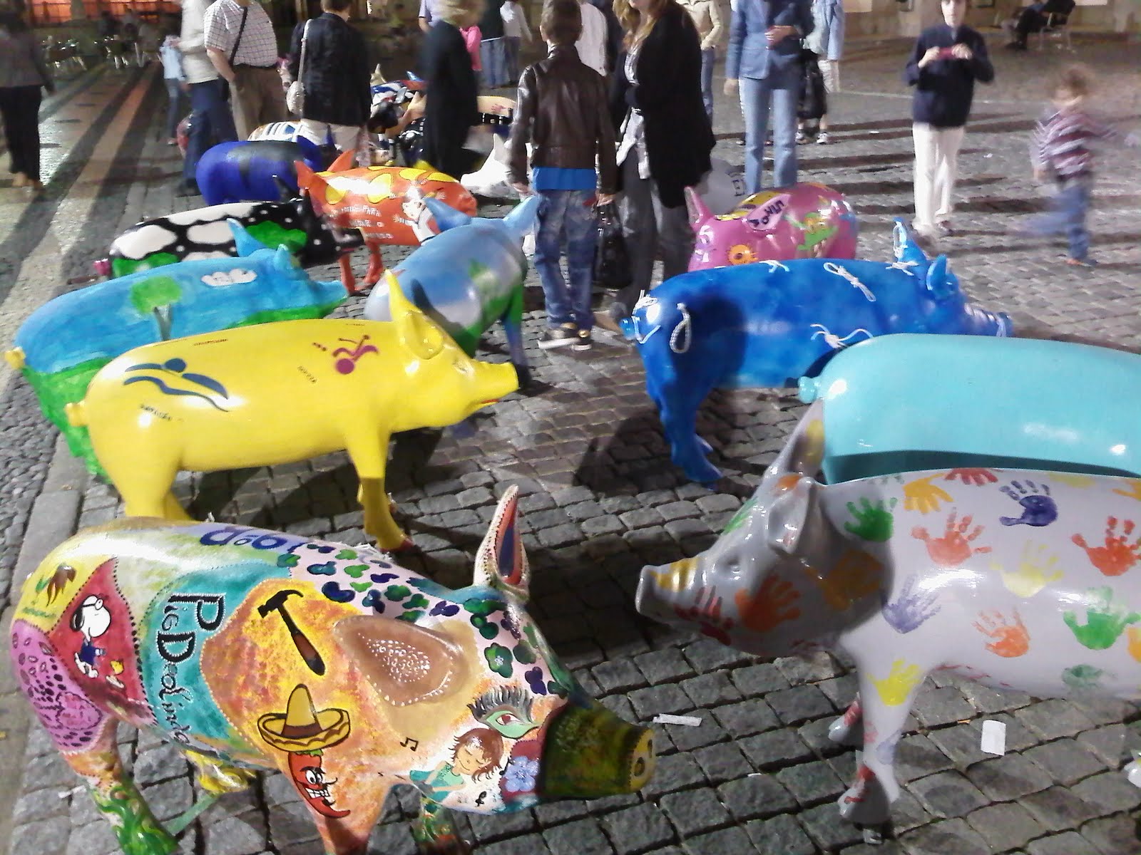 Viver Évora: Imagens da Pig Parade