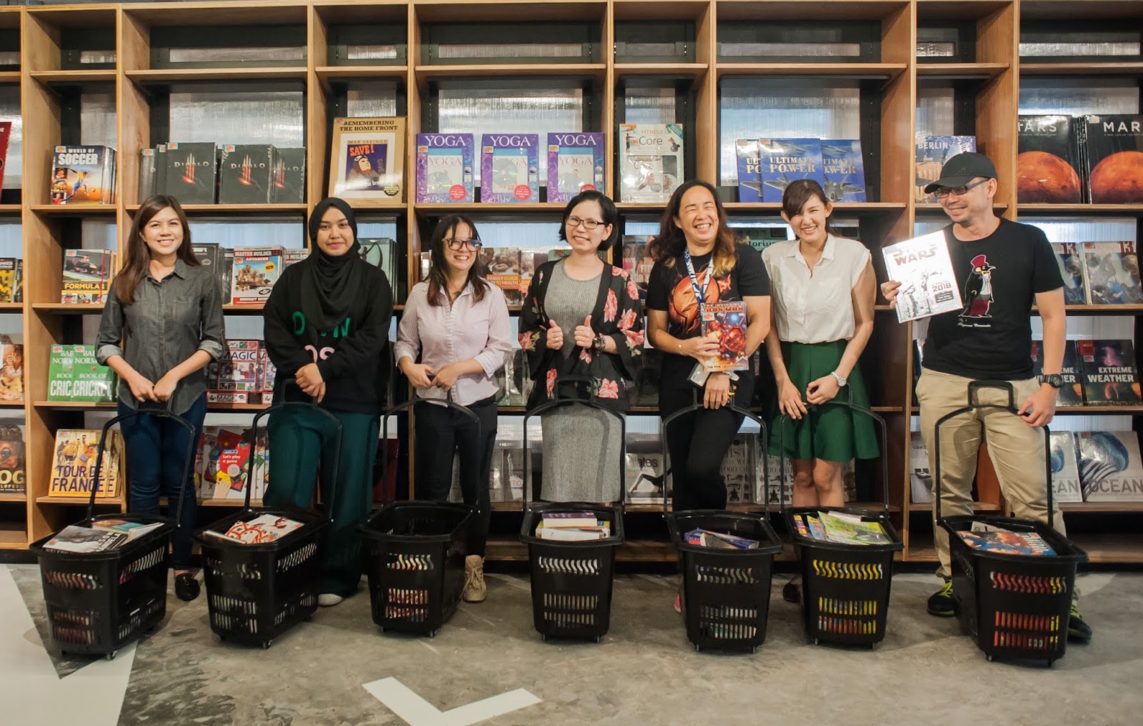 BookXcess - Malaysia's First 24 Hours And Biggest Bookstore - Betty's ...