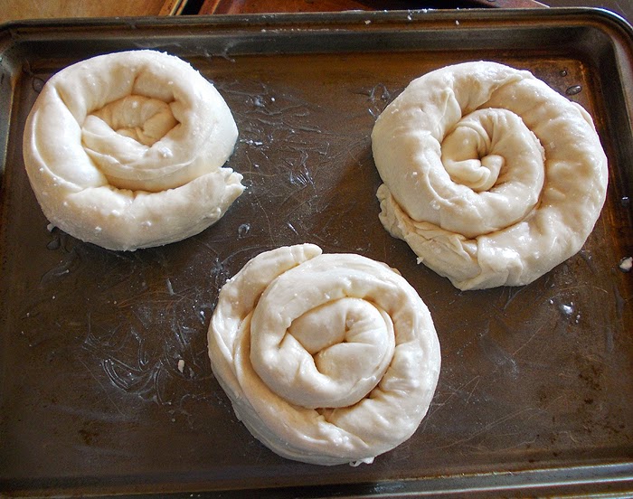 meet me at the silo: Makedonski Maznik