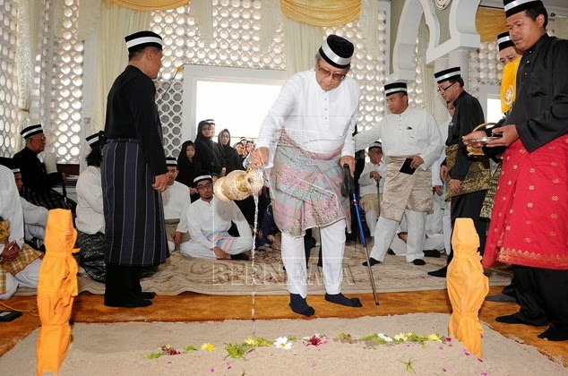 Maharum Bugis Syah (MBS): Yang Maha Mulia Tengku Ampuan Tua Terengganu ...