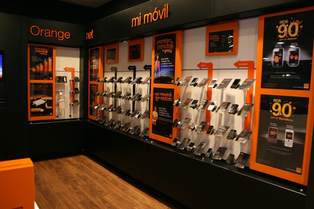 Sociales y Turismo: Orange Dominicana inauguró Tres nuevas oficinas de ...