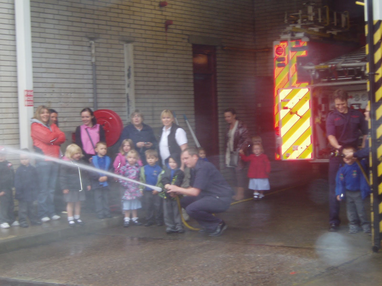 Gelli Primary School Nursery News: our visit to Tonypandy fire station
