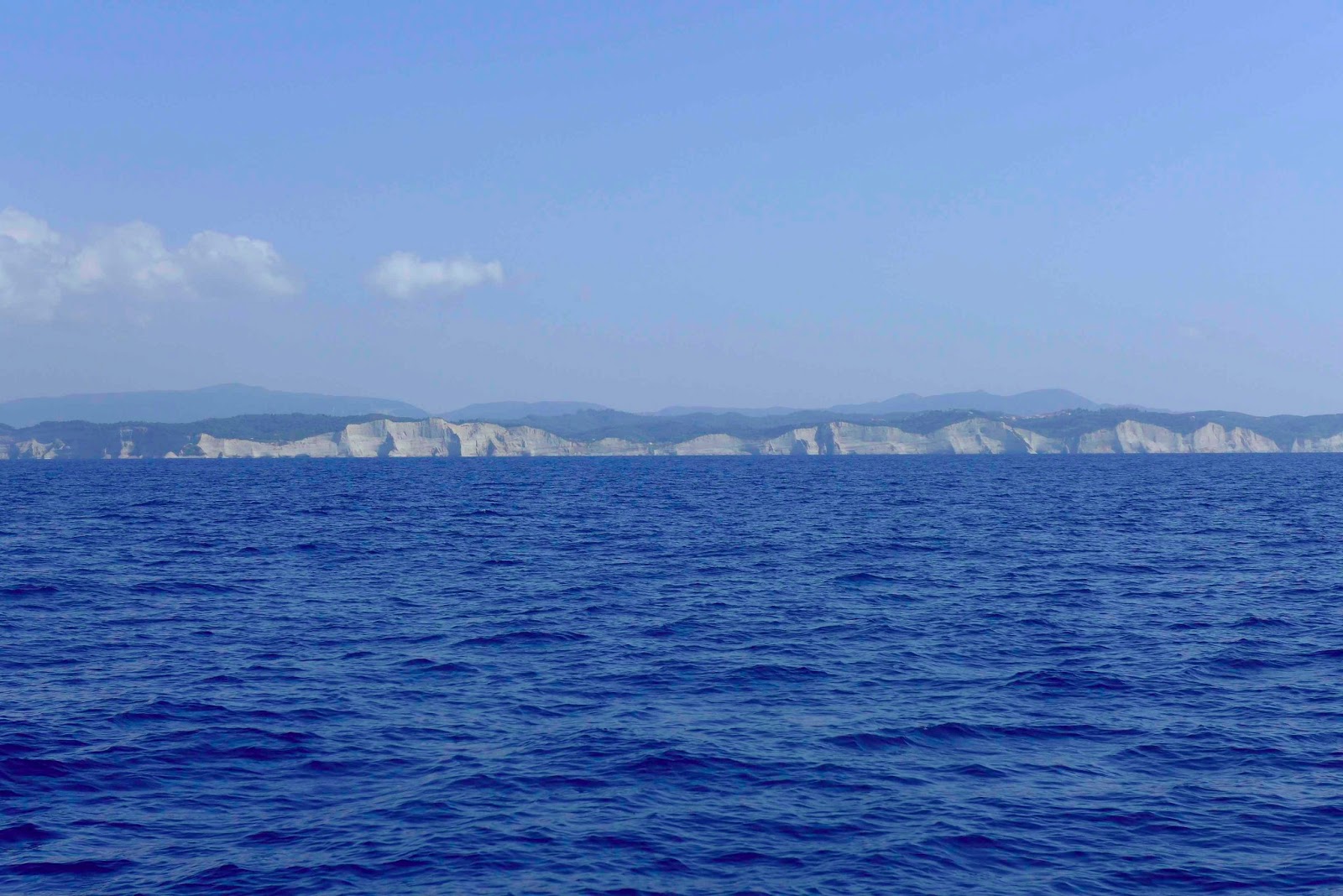 SlaterSailing2013: Our first sail....... From Corfu to Otranto
