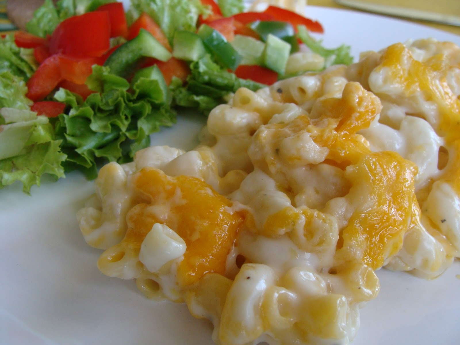 Mennonite Girls Can Cook: Creamy Macaroni and Cheese