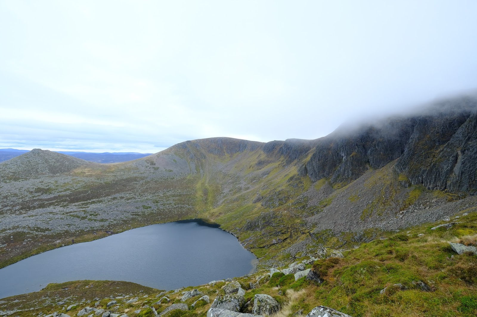 TARMACHAN MOUNTAINEERING: LOCHNAGAR
