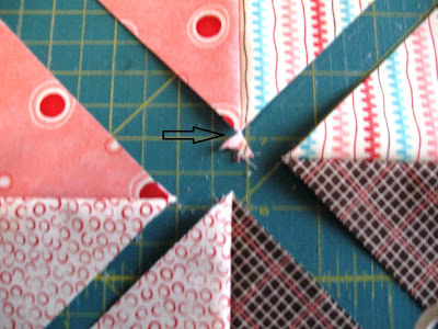 Happy Quilting: Disappearing 16 Patch Tutorial