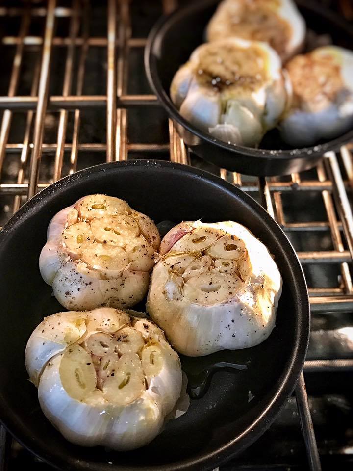 The Spices Of Life . . .: Cua Đút Lò (Garlic Butter Roasted Crab)