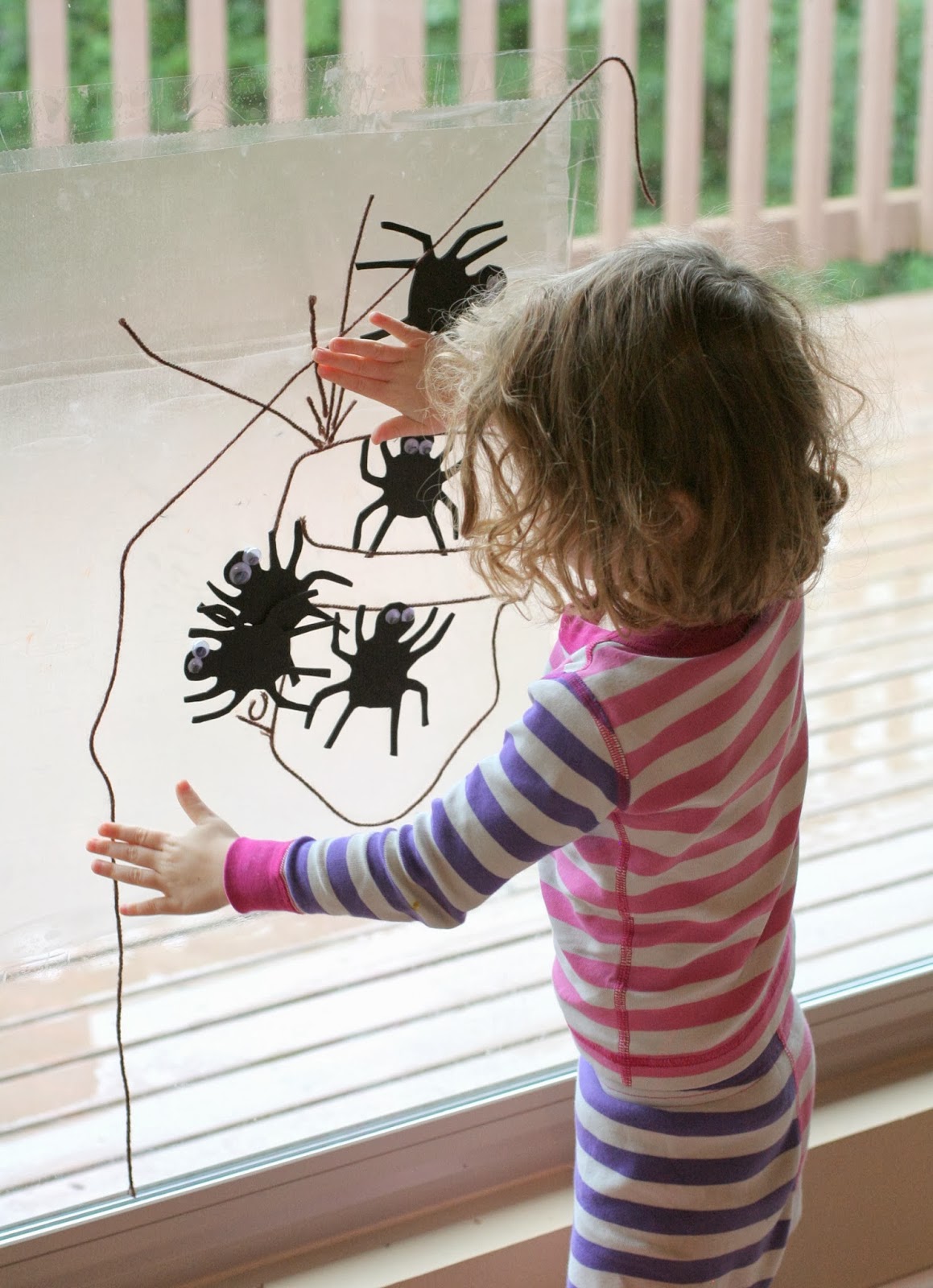 Sticky Paper Window Art: Halloween Spider Web