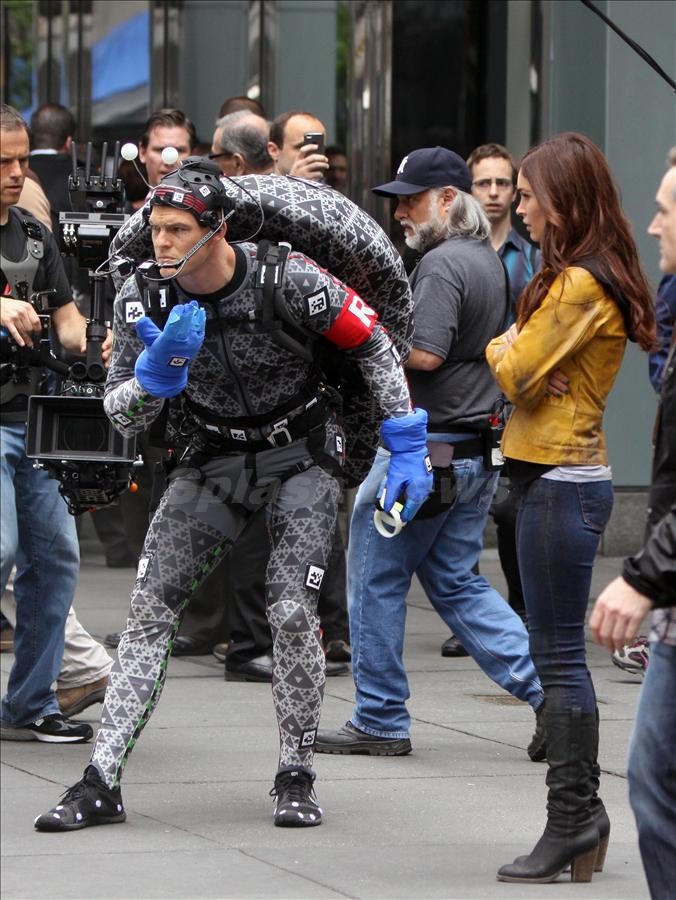 LAS CRÓNICAS DE AXA: Raphael y April O´Neil en en el rodaje de Teenage ...