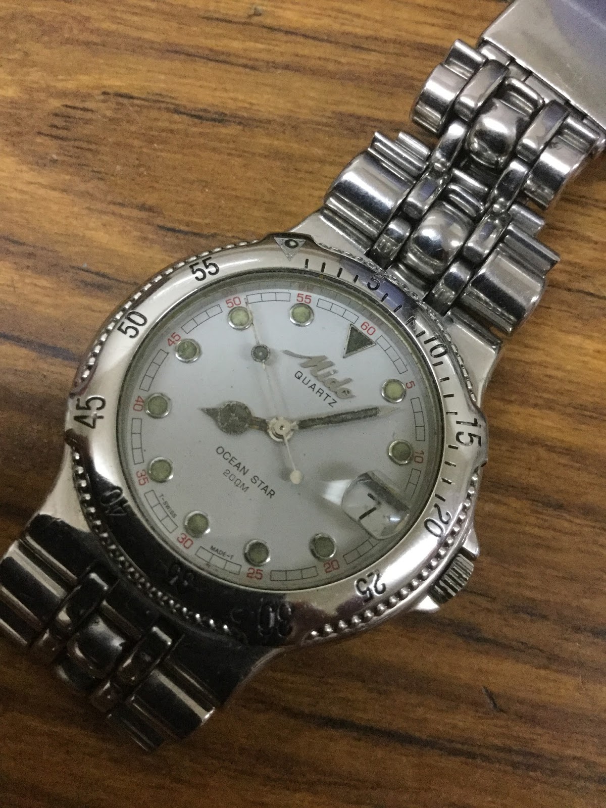 vintage watches: Mido Ocean Star diver quartz RM170