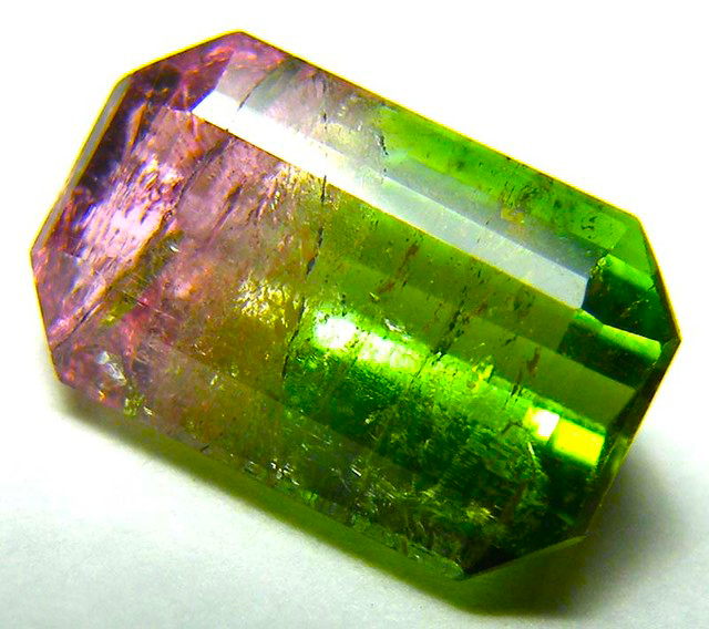 El Arte de la Orfebrería y Joyería : Turmalina Sandía