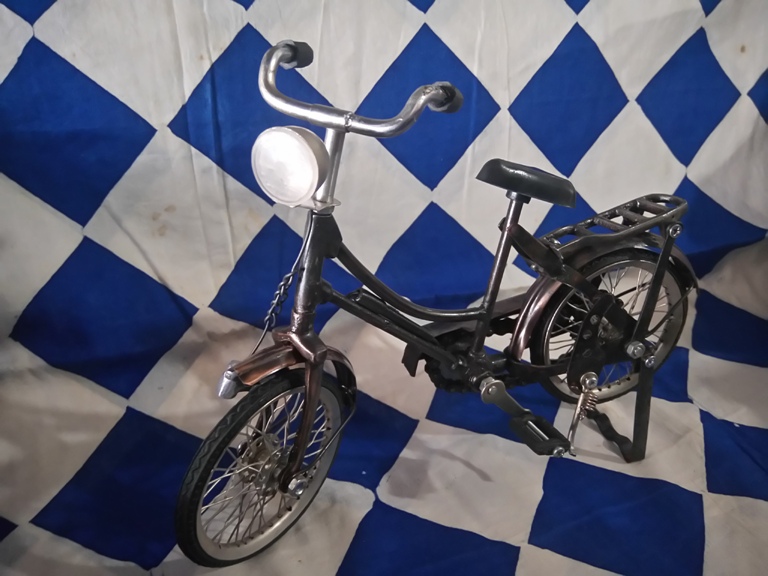 Miniatur Sepeda Onthel -Z182 | Keris Pusaka