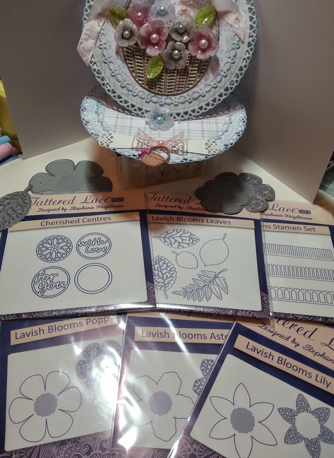My Little Craft Haven: Tattered Lace Challenge Blog Candy!!
