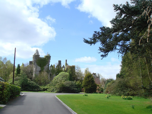 Cycling Meditations: Milngavie to Balloch via Drymen & Buchanan Castle