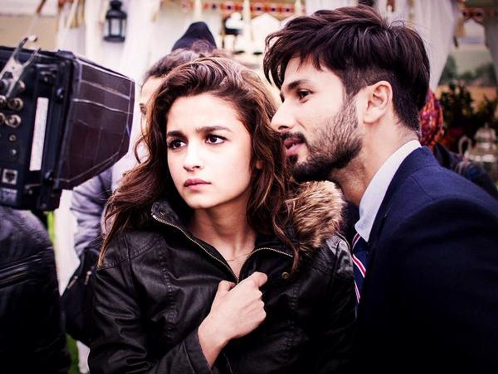 Shaandaar Movie Wallpapers | Showbiz Vila
