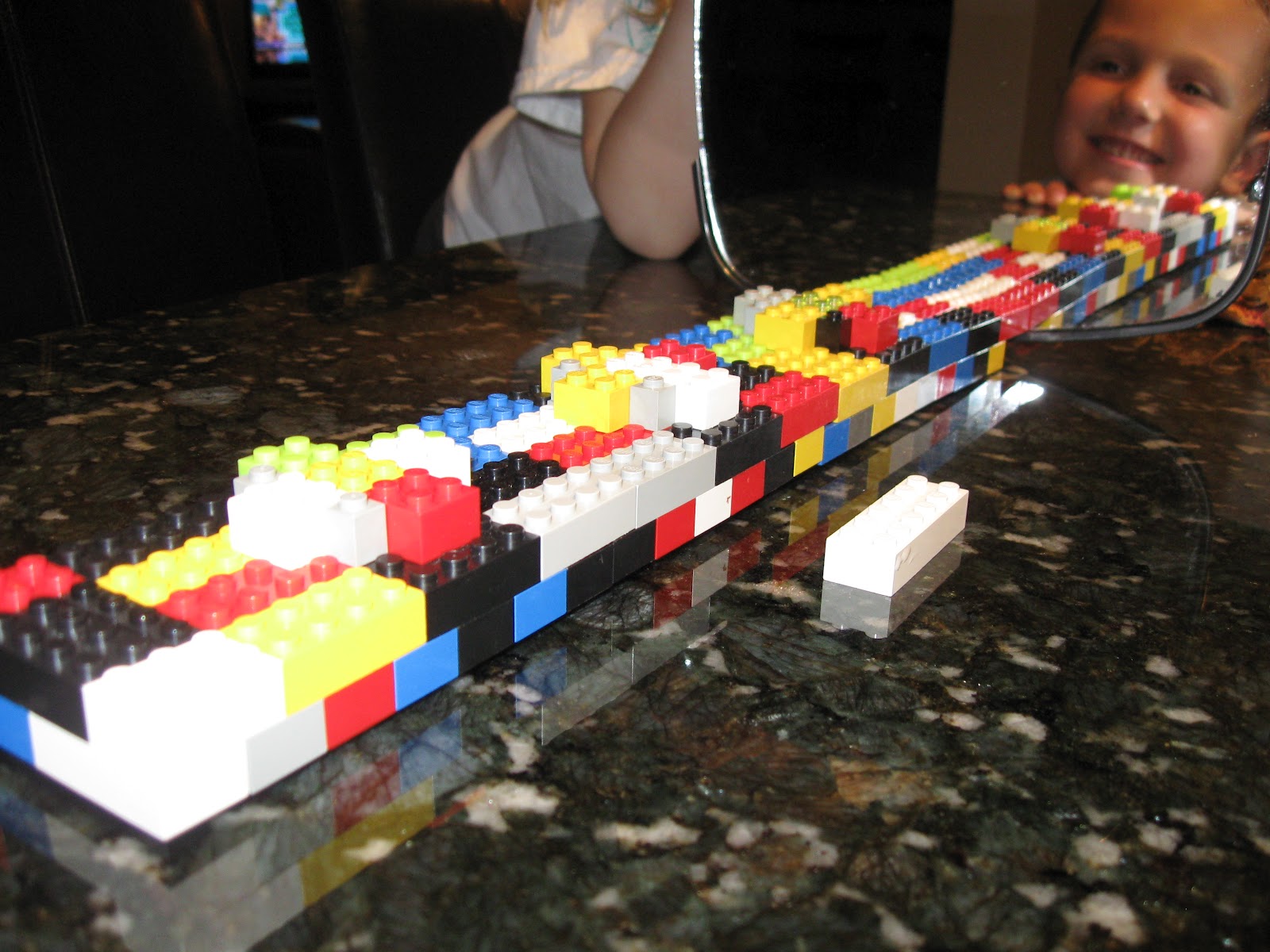 LEGO Quest Kids: Macro Scale Photos