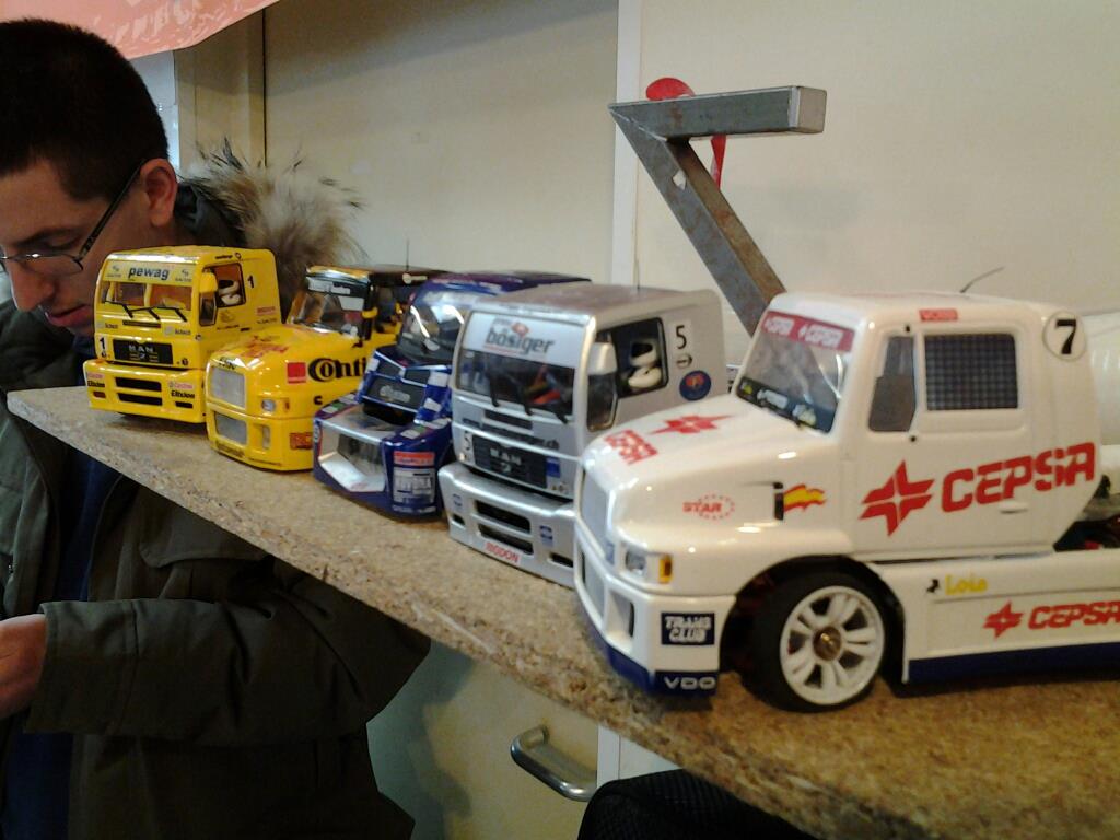 KYOSHOSAN: Tons of Pictures of Custom Mod Mini-Z Trucks