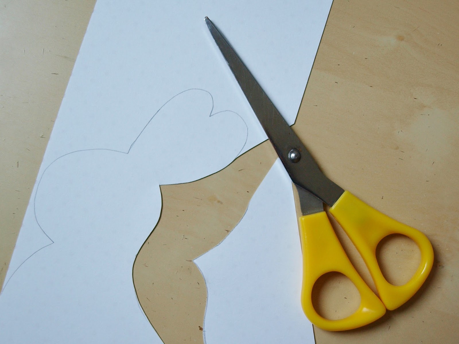 Crafted by Carly: Easter Bunny Bunting Tutorial