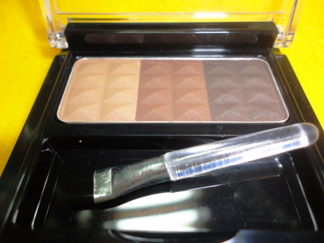 i wonder, i wander: Review: In2It Eyebrow Powder