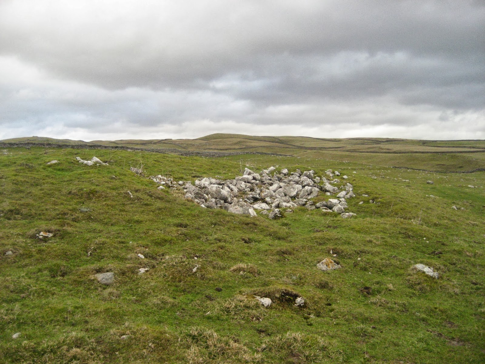 A Three Peaks Up and Under : February 2014