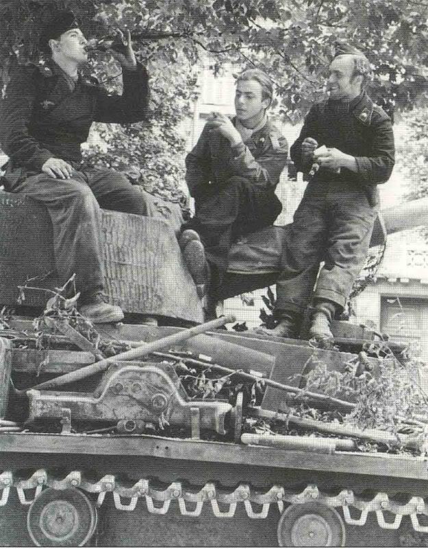 NAZI JERMAN: Foto 5. leichte-Division / 21. Panzer-Division