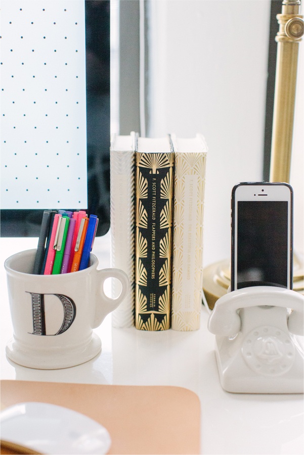 c.organized + design: digital photo box