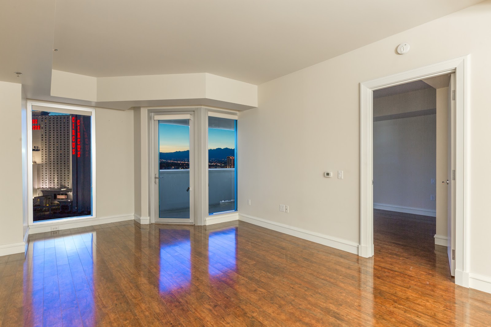 Las Vegas Condos, Strip High Rises, Las Vegas Luxury Real Estate News ...