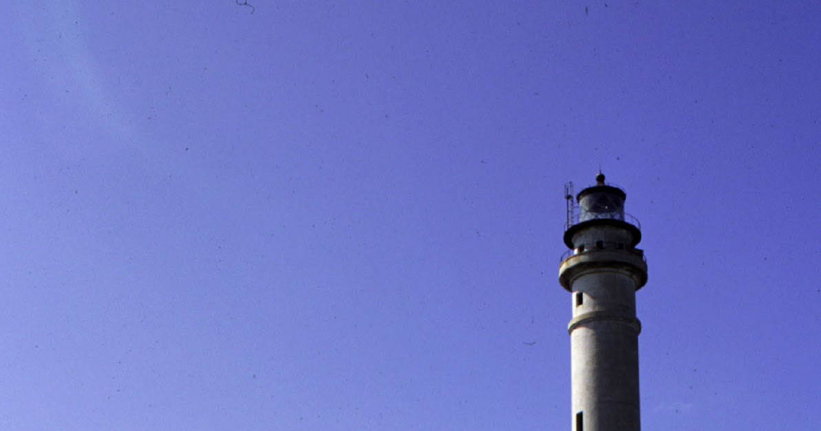Earth and Space News: Navassa Island Lighthouse: Crumbling Landmark ...