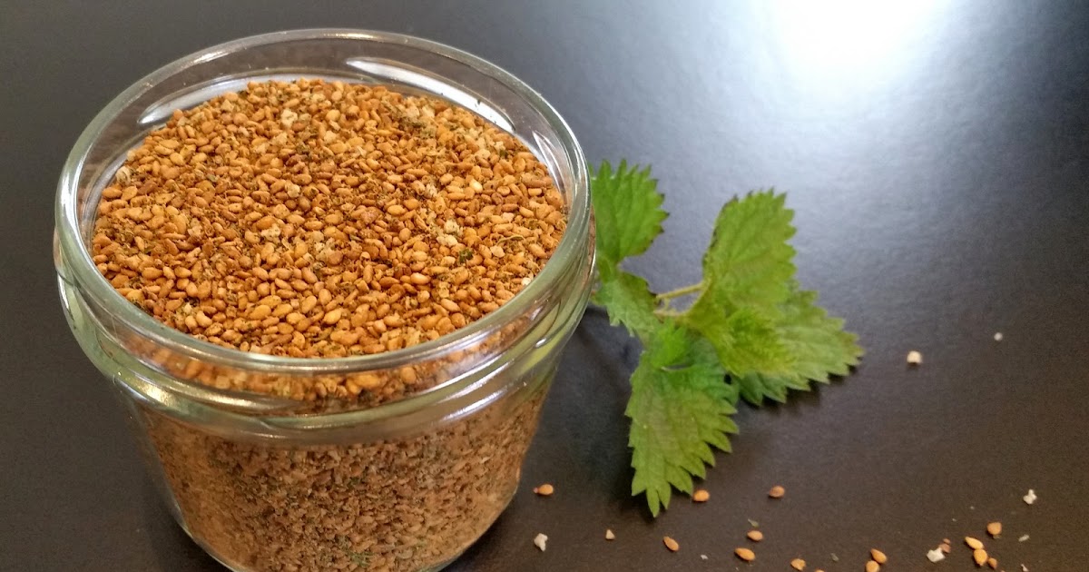 Gomasio Maison au Sel de Guérande et aux Orties du Jardin